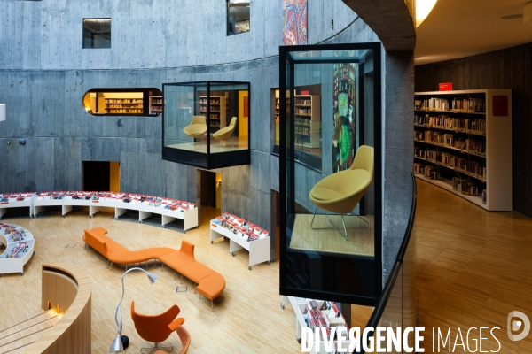 Le Havre : La bibliothèque Oscar Niemeyer par Antoine DUMONT ...