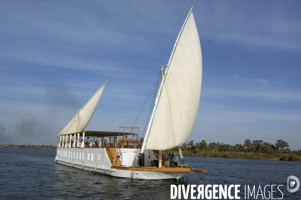 EGYPTE : Navigation sur le Nil de la dahabieh "la flaneuse" par ...