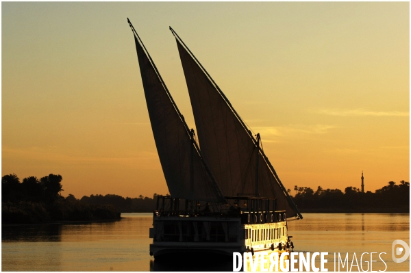 EGYPTE : Navigation sur le Nil de la dahabieh "la flaneuse" par ...