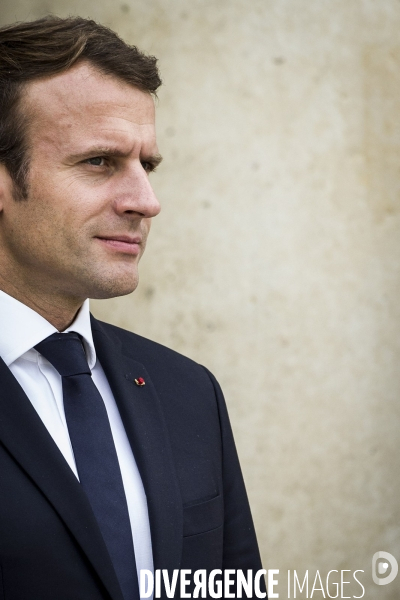 Portraits d'Emmanuel MACRON à l'Elysée. par Gilles BASSIGNAC ...