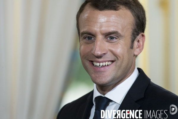 Portraits d'Emmanuel MACRON par Gilles BASSIGNAC - Photographie ...