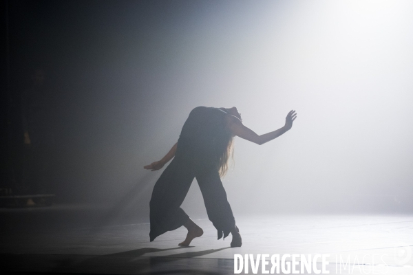 Split Step de Zack Winokur et Emily Mast par Laurent PHILIPPE ...