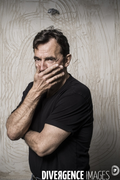 Portrait du realisateur et acteur albert dupontel. par Corentin FOHLEN ...