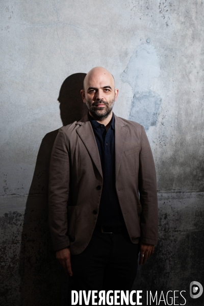 Portrait Roberto Saviano par Camille MILLERAND - Photographie ...