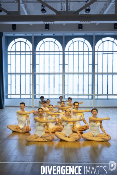 Extraits de spectacles de Angelin Preljocaj - Fondation Groupe EDF par ...