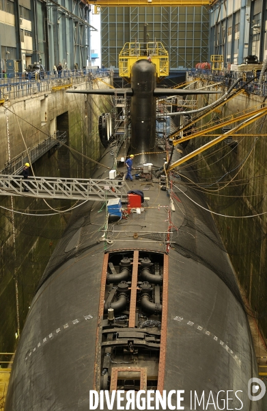 Base Operationnelle de l' ILE LONGUE. (Finistere:29) par François ...
