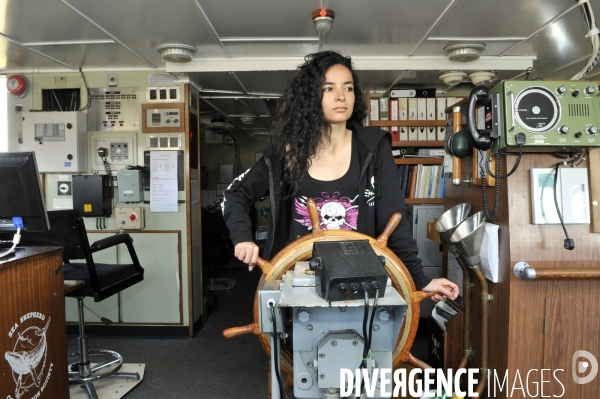 Lamya Essemlali, présidente pour la France de Sea Shepherd par Jean ...