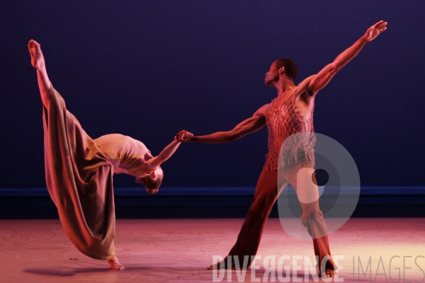 Revelations / Alvin Ailey (1960) par Agathe POUPENEY - Photographie ...