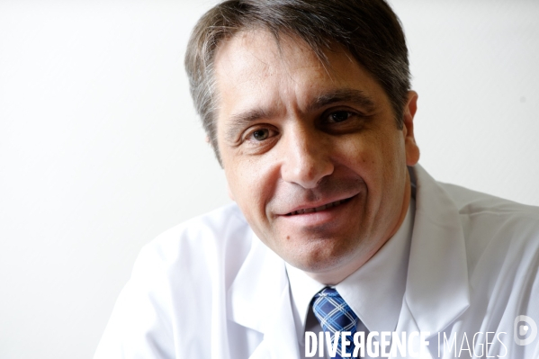 Professeur Stephane PALFI , neurochirurgien et neurobiologiste. par ...