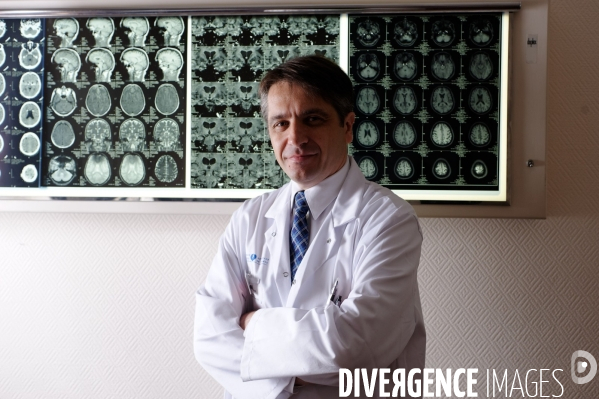 Professeur Stephane PALFI , neurochirurgien et neurobiologiste. par ...