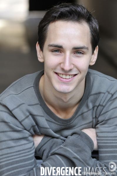 Comédiens : Geoffrey PIET comédien français. Actor : PIET Geoffrey ...