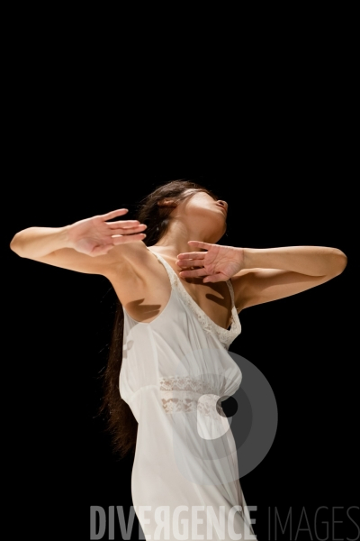 como el musguito en la piedra, ay si, si, si... » de Pina Bausch par ...