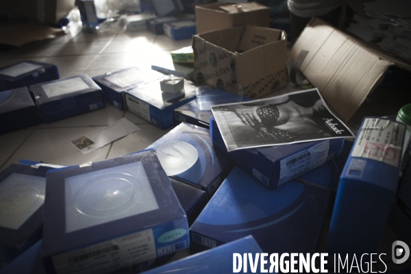 Prothèse mamaire PIP par Patrick GHERDOUSSI - Photographie PGH0458008 ...