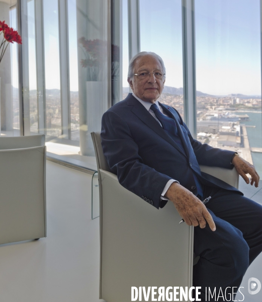 Jacques SAADÉ dans son bureau du 32 ème étage de la Tour CMA-CGM à ...