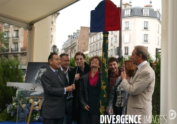 Inauguration d'une place coluche a paris par Bruno KLEIN - Photographie ...