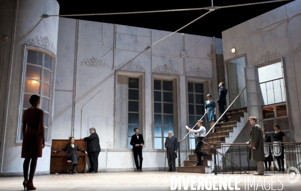 LE MISANTHROPE de Moliere - Mise en scene Clement Hervieu-Leger ...