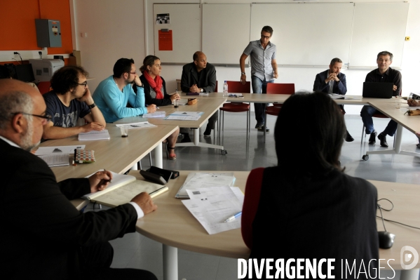 Micro-lycée d'Amiens. Structure pour les élèves décrocheurs. par Marc ...